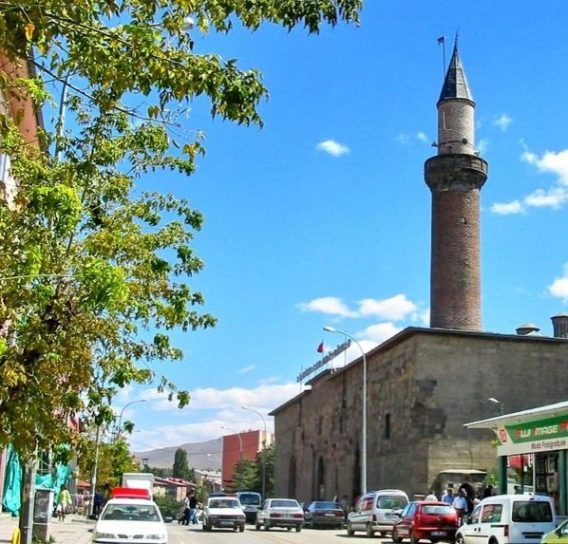 Ulu Camii (De Ulu Moskee) | Nederlanders in Turkije